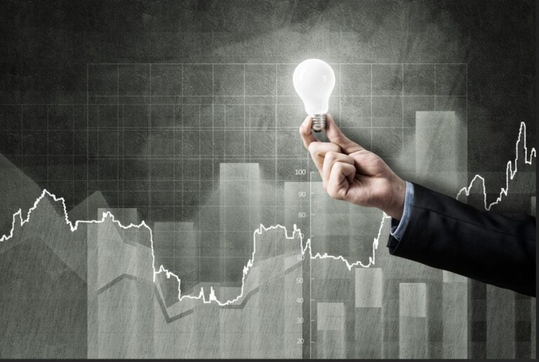 Activating a Metadata Knowledge Graph for Data Management